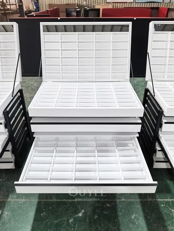White Slanted Gondola Display Stand System | Retail Display Stand
